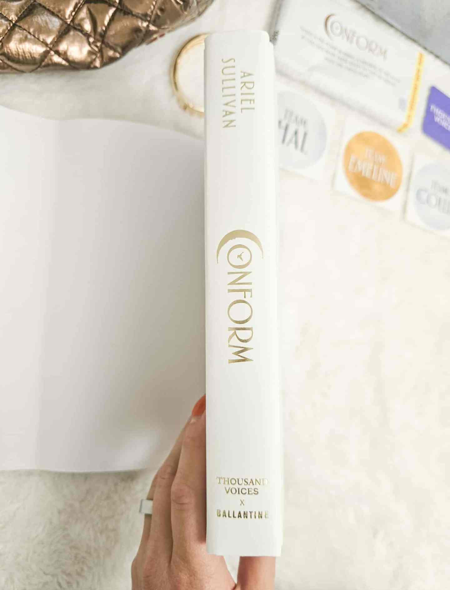 Conform by Ariel Sullivan Audiobook Review – Reading.is.your.destiny